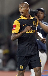 Tau extends his stay with Glamour Boys - Kaizer Chiefs FC
